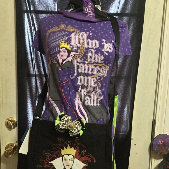 Disney | Tops | Evil Queen Tee Disneyland Evil Queen Tote Hairbow ...